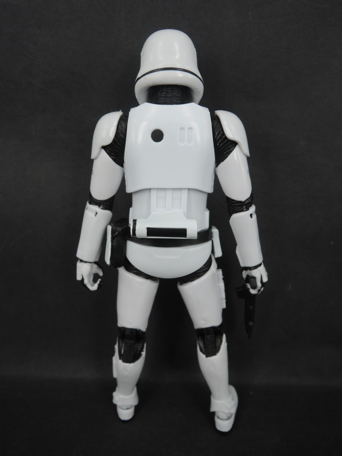 04 - First Order Stormtrooper • Collection • Star Wars Universe