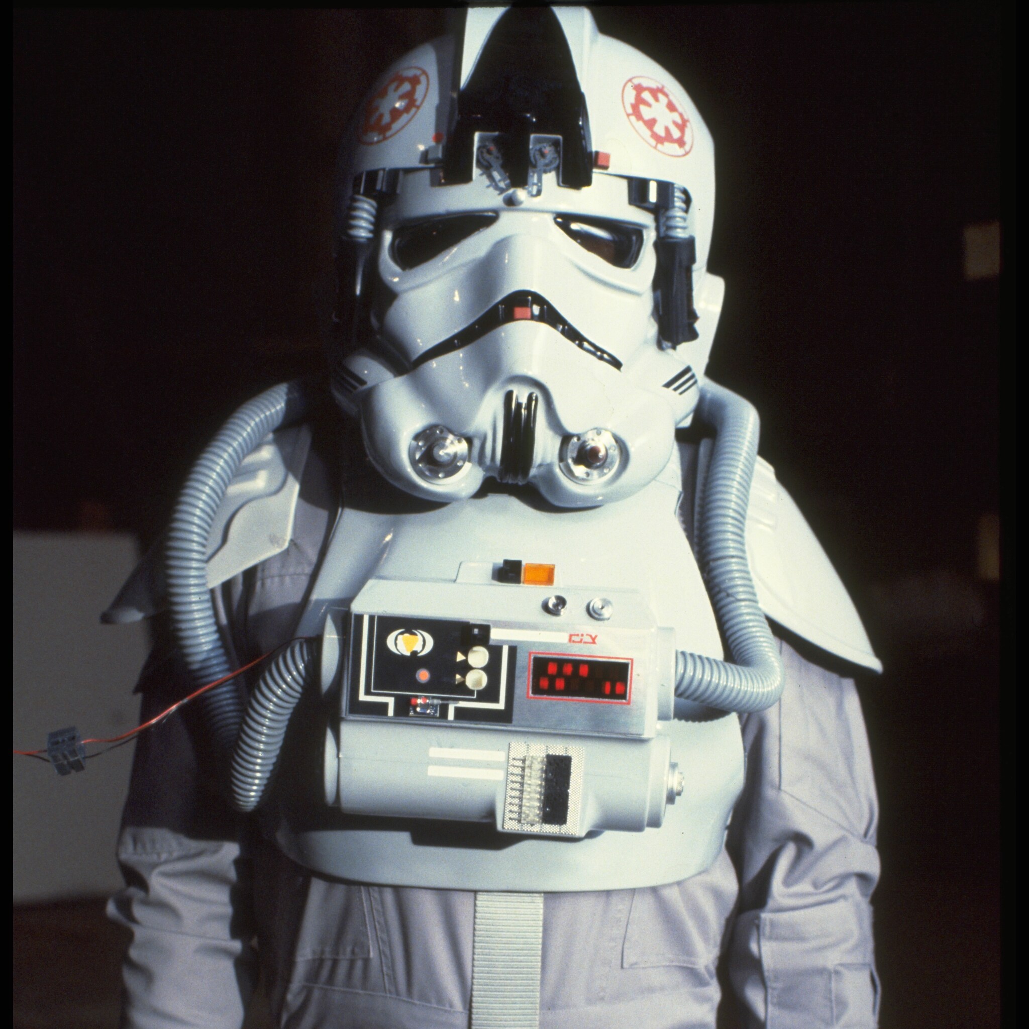 Pilotes de TB-TT • Encyclopédie • Star Wars Universe